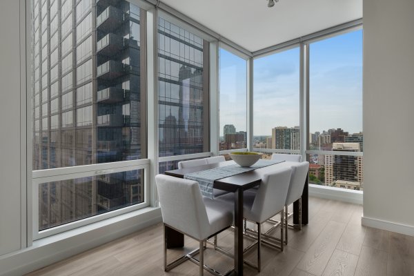 One Chicago Apartments For Rent - Chicago | Domu